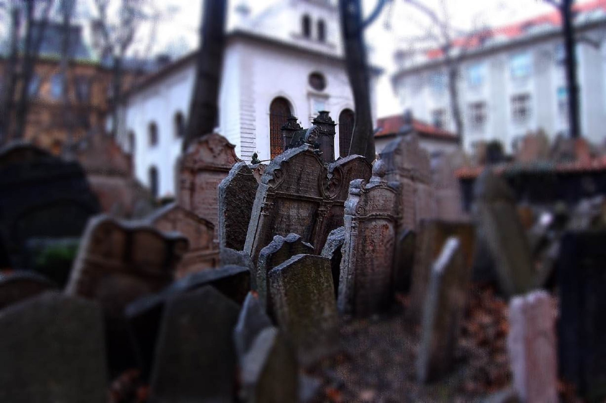 A Brief History of Jewish Gravestone Symbols - TalkDeath